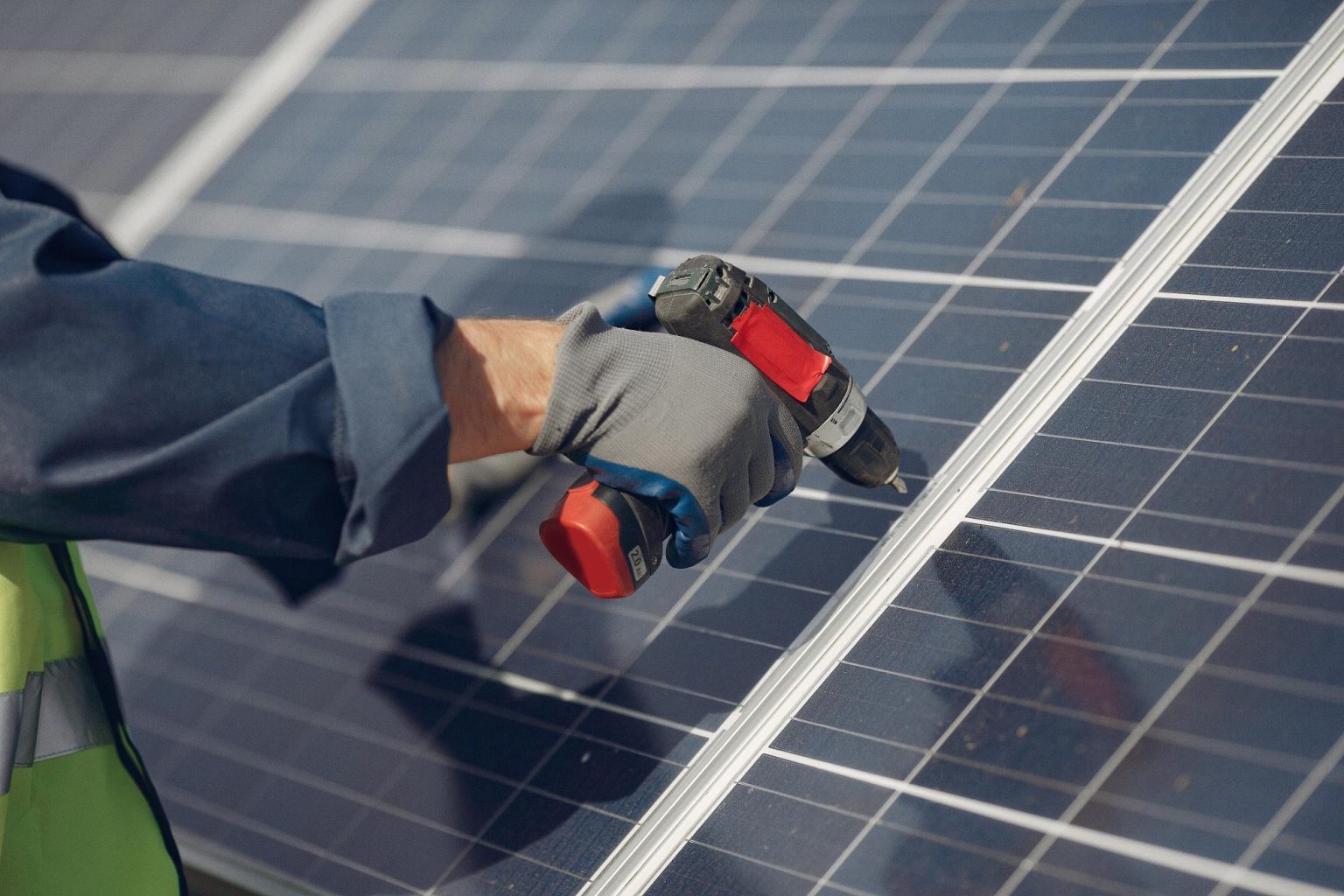 Solar Panel Installation: How to Install Solar Step by Step - GeoSolar Blog